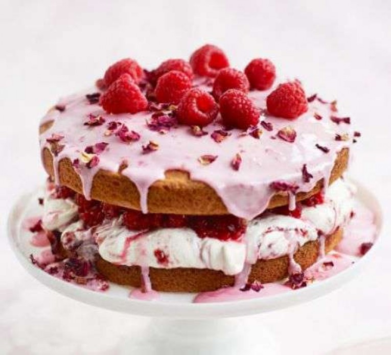 Foodie Friday - raspberry sponge cake | Cranleigh Magazine